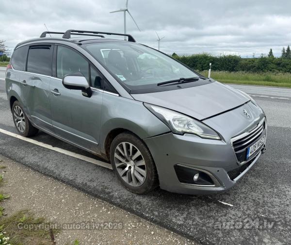 Grey Peugeot 5008 2015 in Tallinn, with an engine capacity of 2.00 L and mileage of 179 thousand km for 1299 €, photo 1 on AUTOMOTO.COM.LV