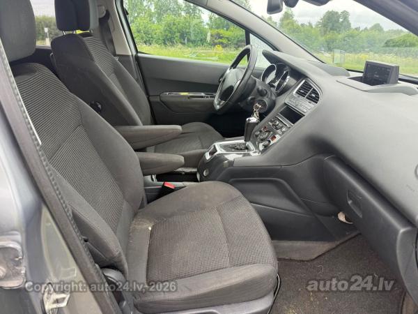 Grey Peugeot 5008 2015 in Tallinn, with an engine capacity of 2.00 L and mileage of 179 thousand km for 1299 €, photo 6 on AUTOMOTO.COM.LV