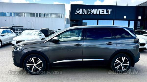 Grey Peugeot 5008 2017 in Tallinn, with an engine capacity of 1.60 L and mileage of 77 thousand km for 16790 €, photo 6 on AUTOMOTO.COM.LV