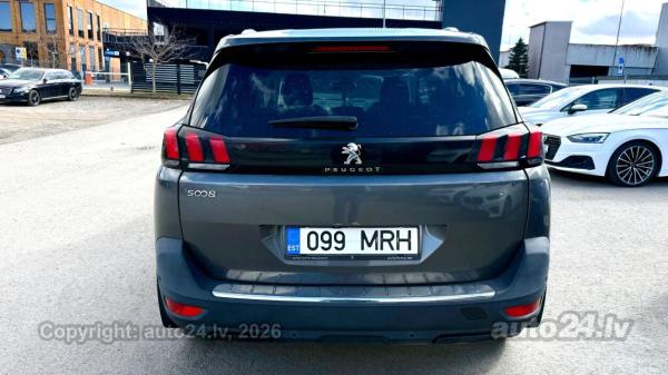 Grey Peugeot 5008 2017 in Tallinn, with an engine capacity of 1.60 L and mileage of 77 thousand km for 16790 €, photo 9 on AUTOMOTO.COM.LV