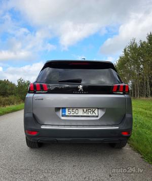 Grey Peugeot 5008 2017 in Tallinn, with an engine capacity of 1.60 L and mileage of 199 thousand km for 11900 €, photo 5 on AUTOMOTO.COM.LV