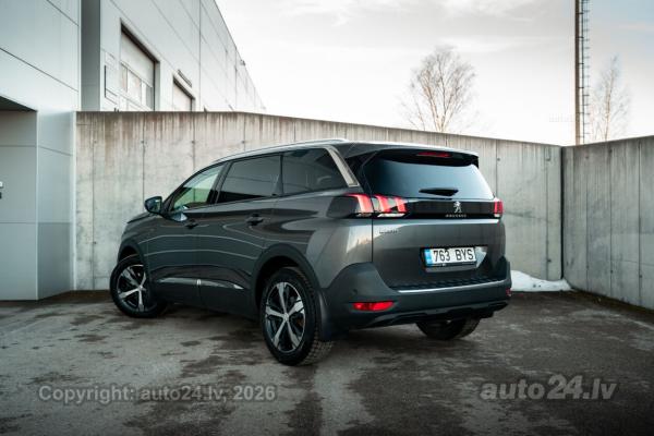 Grey Peugeot 5008 2018 in Tartu, with an engine capacity of 1.50 L and mileage of 108 thousand km for 16900 €, photo 11 on AUTOMOTO.COM.LV