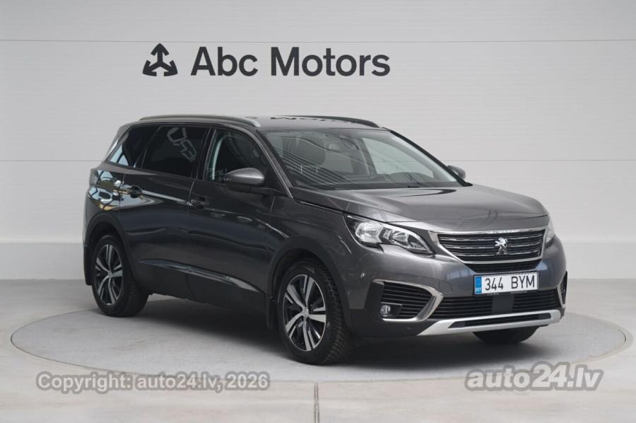 Grey Peugeot 5008 2018 in Tallinn, with an engine capacity of 1.50 L and mileage of 136 thousand km for 17990 €, photo 3 on AUTOMOTO.COM.LV