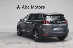 Grey Peugeot 5008 2018 in Tallinn, with an engine capacity of 1.50 L and mileage of 136 thousand km for 17990 €, photo 6 on AUTOMOTO.COM.LV