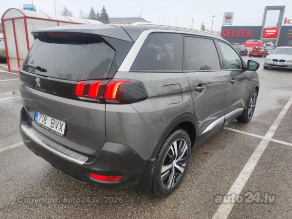 Pelēks Peugeot 5008 2018 Tallina, ar dzinēja tilpumu 1.20 L un nobraukumu 122 tūkst. km par 14999 €, foto 4 vietnē AUTOMOTO.COM.LV