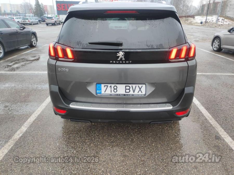 Pelēks Peugeot 5008 2018 Tallina, ar dzinēja tilpumu 1.20 L un nobraukumu 122 tūkst. km par 14999 €, foto 5 vietnē AUTOMOTO.COM.LV