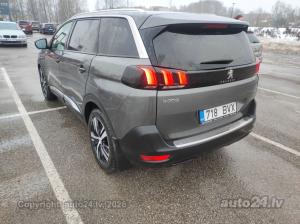 Pelēks Peugeot 5008 2018 Tallina, ar dzinēja tilpumu 1.20 L un nobraukumu 122 tūkst. km par 14999 €, foto 6 vietnē AUTOMOTO.COM.LV
