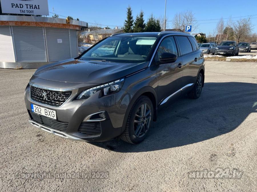 Pelēks Peugeot 5008 2018 Rapla, ar dzinēja tilpumu 1.60 L un nobraukumu 29 tūkst. km par 15990 €, foto 1 vietnē AUTOMOTO.COM.LV