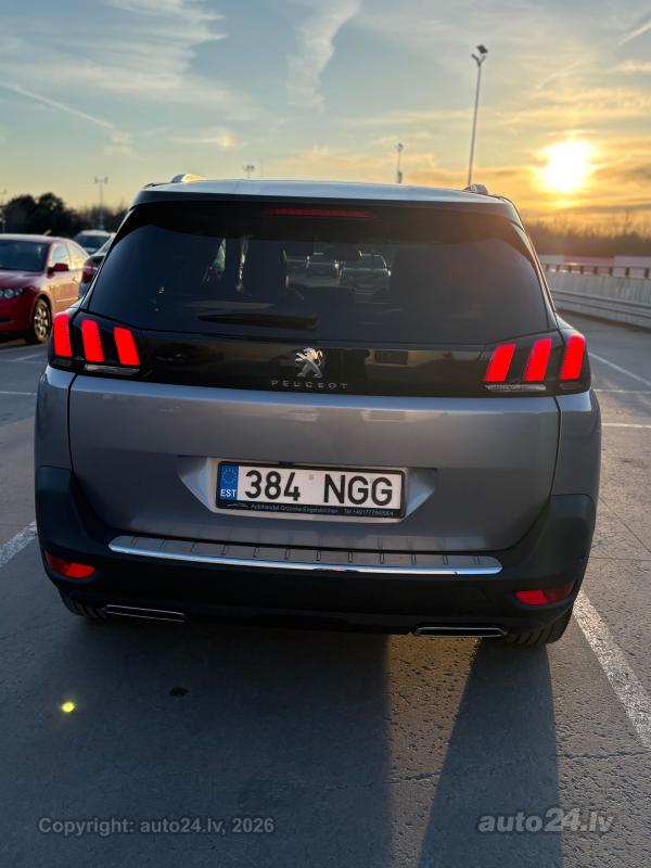 Grey Peugeot 5008 2018 in Tallinn, with an engine capacity of 1.60 L and mileage of 184 thousand km for 15999 €, photo 8 on AUTOMOTO.COM.LV