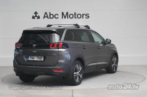 Grey Peugeot 5008 2018 in Tallinn, with an engine capacity of 1.60 L and mileage of 128 thousand km for 15490 €, photo 4 on AUTOMOTO.COM.LV