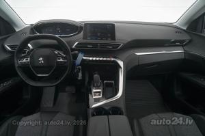 Grey Peugeot 5008 2018 in Tallinn, with an engine capacity of 1.60 L and mileage of 128 thousand km for 15490 €, photo 8 on AUTOMOTO.COM.LV