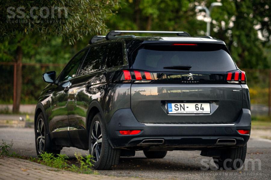 Grey Peugeot 5008 2018 in Riga, with an engine capacity of 2.00 L and mileage of 172 thousand km for 18000 €, photo 1 on AUTOMOTO.COM.LV