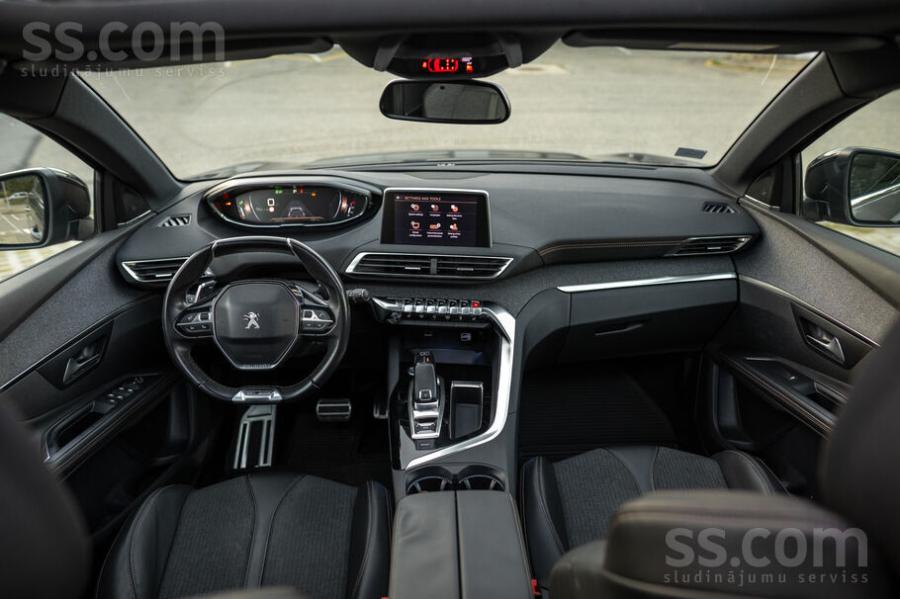 Grey Peugeot 5008 2018 in Riga, with an engine capacity of 2.00 L and mileage of 172 thousand km for 18000 €, photo 9 on AUTOMOTO.COM.LV