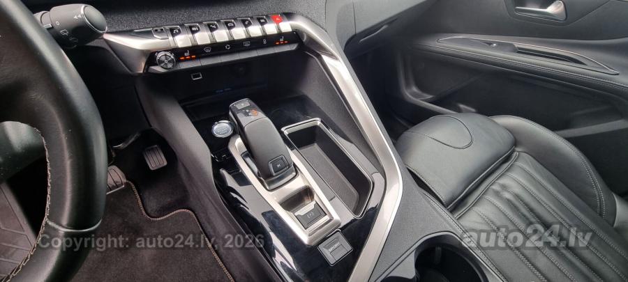 Grey Peugeot 5008 2019 in Tallinn, with an engine capacity of 1.20 L and mileage of 95 thousand km for 18890 €, photo 20 on AUTOMOTO.COM.LV