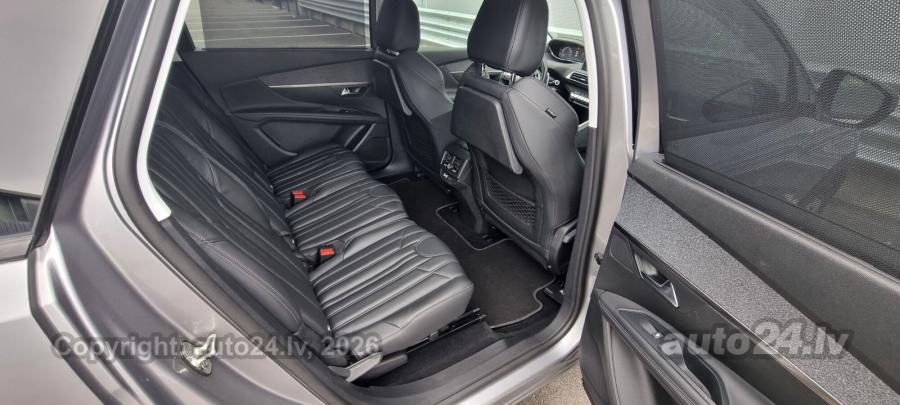 Grey Peugeot 5008 2019 in Tallinn, with an engine capacity of 1.20 L and mileage of 95 thousand km for 18890 €, photo 25 on AUTOMOTO.COM.LV