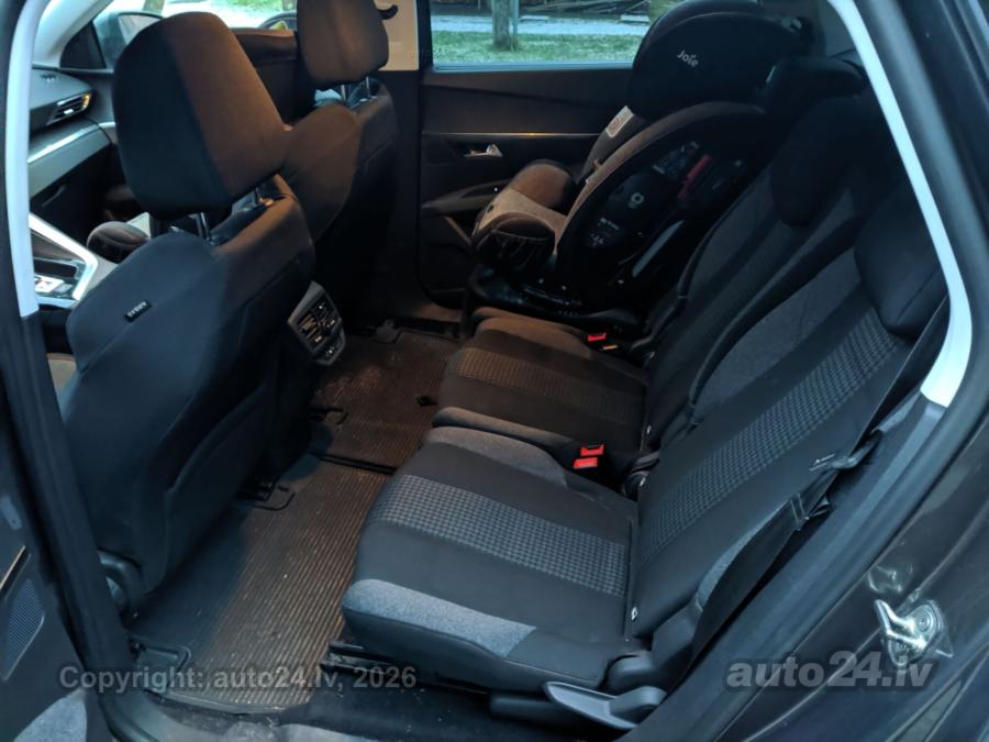 Серый Пежо 5008 2019 в Таллин, объемом двигателя 1.50 л и пробегом 179 тыс. км за 16000 €, фото 10 на AUTOMOTO.COM.LV