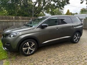 Grey Peugeot 5008 2019 in Tallinn, with an engine capacity of 1.20 L and mileage of 153 thousand km for 13900 €, photo  on AUTOMOTO.COM.LV