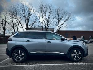 Pelēks Peugeot 5008 2020 Tallina, ar dzinēja tilpumu 1.50 L un nobraukumu 84 tūkst. km par 21600 €, foto 3 vietnē AUTOMOTO.COM.LV