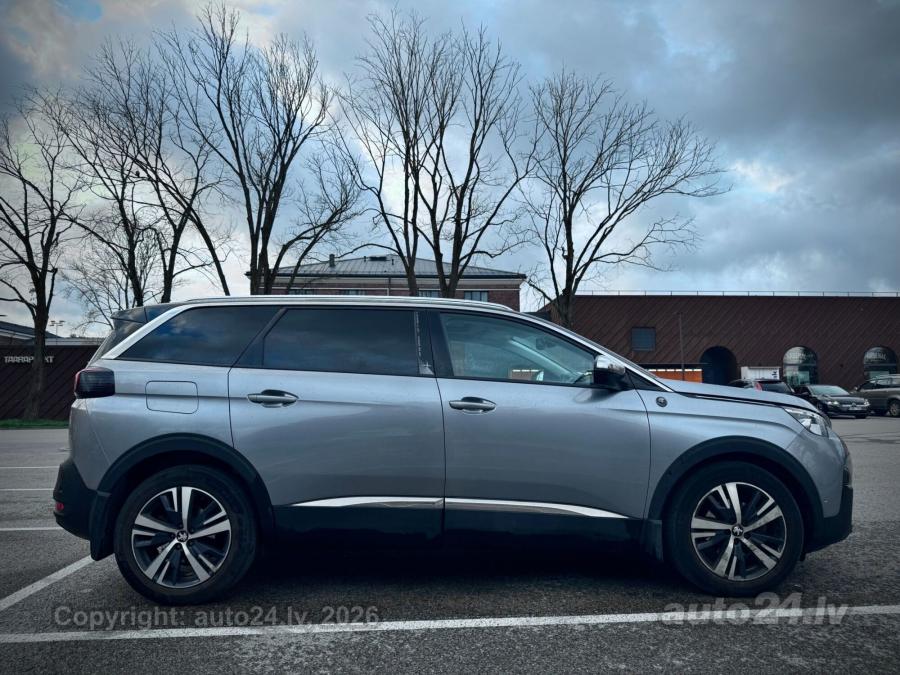 Pelēks Peugeot 5008 2020 Tallina, ar dzinēja tilpumu 1.50 L un nobraukumu 84 tūkst. km par 21600 €, foto 3 vietnē AUTOMOTO.COM.LV