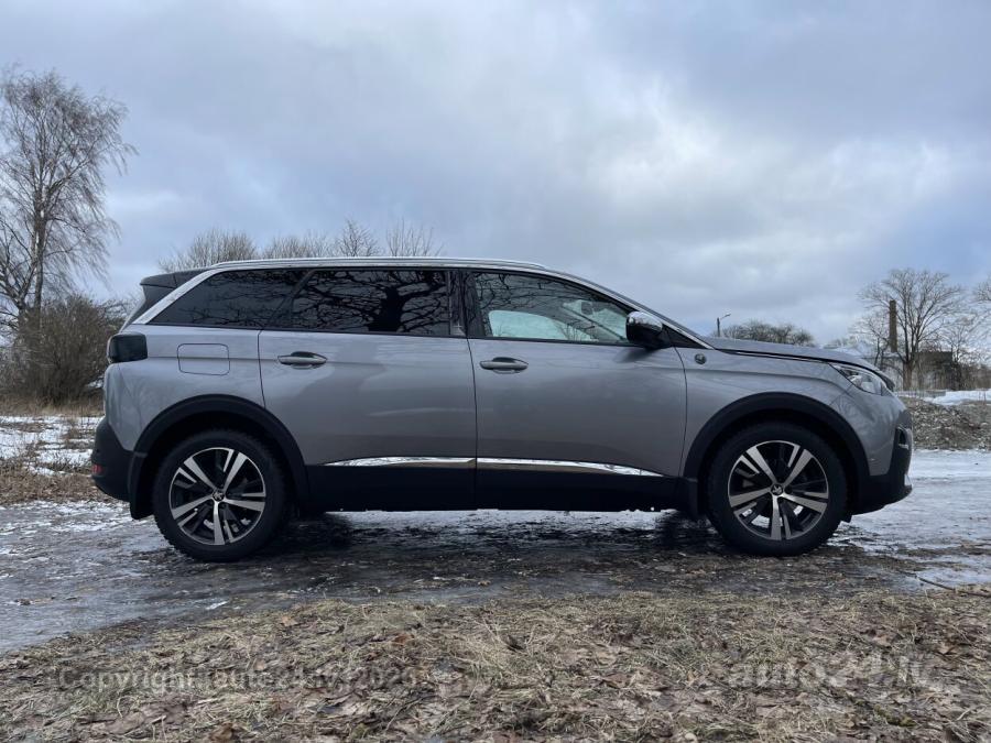 Pelēks Peugeot 5008 2020 Tallina, ar dzinēja tilpumu 1.50 L un nobraukumu 84 tūkst. km par 21600 €, foto 8 vietnē AUTOMOTO.COM.LV