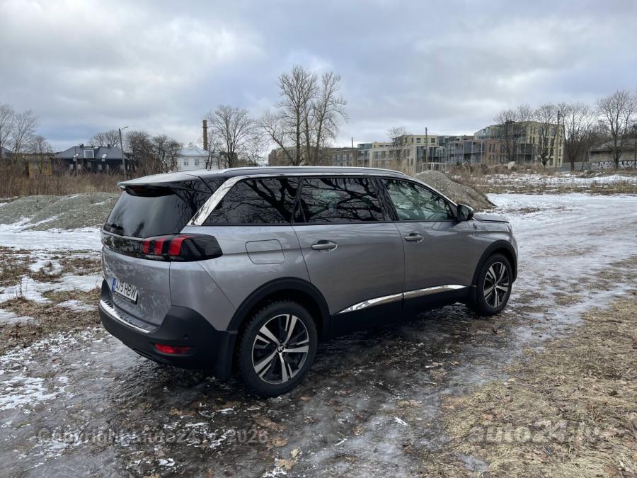 Pelēks Peugeot 5008 2020 Tallina, ar dzinēja tilpumu 1.50 L un nobraukumu 84 tūkst. km par 21600 €, foto 9 vietnē AUTOMOTO.COM.LV