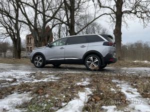 Pelēks Peugeot 5008 2020 Tallina, ar dzinēja tilpumu 1.50 L un nobraukumu 84 tūkst. km par 21600 €, foto 13 vietnē AUTOMOTO.COM.LV