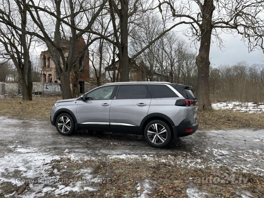 Pelēks Peugeot 5008 2020 Tallina, ar dzinēja tilpumu 1.50 L un nobraukumu 84 tūkst. km par 21600 €, foto 14 vietnē AUTOMOTO.COM.LV