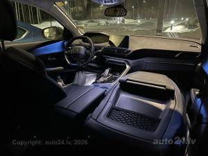 Pelēks Peugeot 5008 2020 Tallina, ar dzinēja tilpumu 1.50 L un nobraukumu 84 tūkst. km par 21600 €, foto 19 vietnē AUTOMOTO.COM.LV