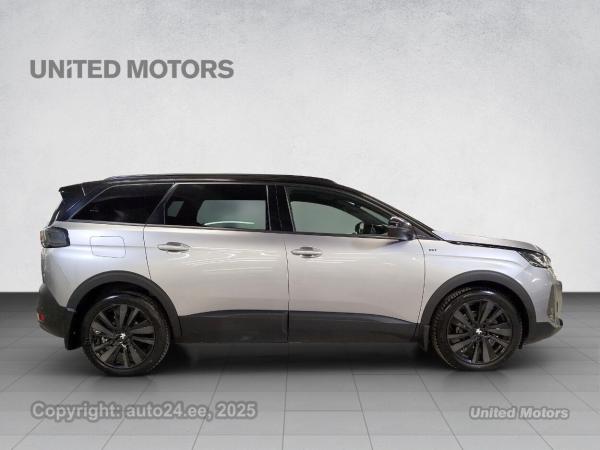 Pelēks Peugeot 5008 2021 Tallina, ar dzinēja tilpumu 1.50 L un nobraukumu 151 tūkst. km par 19990 €, foto 11 vietnē AUTOMOTO.COM.LV