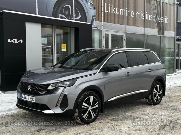 Grey Peugeot 5008 2021 in Tallinn, with an engine capacity of 1.50 L and mileage of 101 thousand km for 21900 €, photo 1 on AUTOMOTO.COM.LV