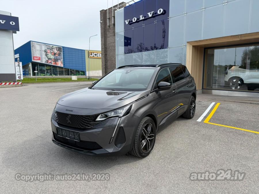 Grey Peugeot 5008 2021 in Parnu, with an engine capacity of 1.20 L and mileage of 26 thousand km for 22900 €, photo 1 on AUTOMOTO.COM.LV