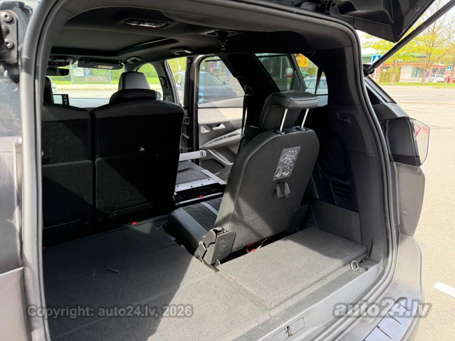 Grey Peugeot 5008 2021 in Parnu, with an engine capacity of 1.20 L and mileage of 26 thousand km for 22900 €, photo 20 on AUTOMOTO.COM.LV