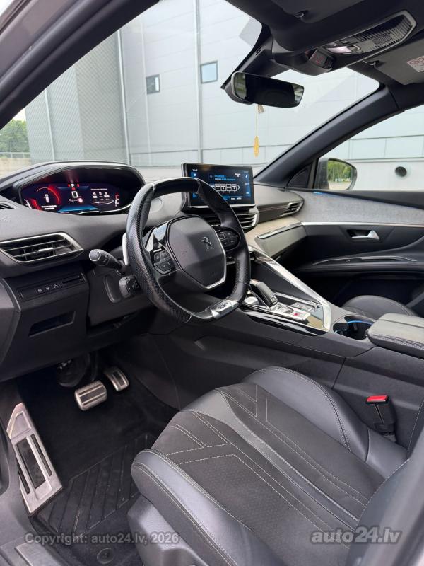 Pelēks Peugeot 5008 2021 Tallina, ar dzinēja tilpumu 1.50 L un nobraukumu 168 tūkst. km par 18800 €, foto 4 vietnē AUTOMOTO.COM.LV