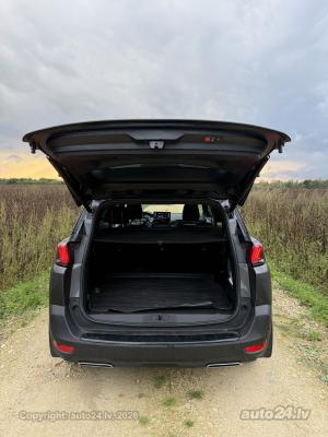 Pelēks Peugeot 5008 2021 Paide, ar dzinēja tilpumu 1.50 L un nobraukumu 123 tūkst. km par 19990 €, foto 5 vietnē AUTOMOTO.COM.LV