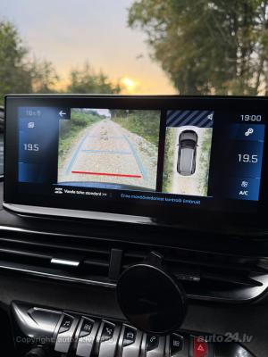 Pelēks Peugeot 5008 2021 Paide, ar dzinēja tilpumu 1.50 L un nobraukumu 123 tūkst. km par 19990 €, foto 14 vietnē AUTOMOTO.COM.LV