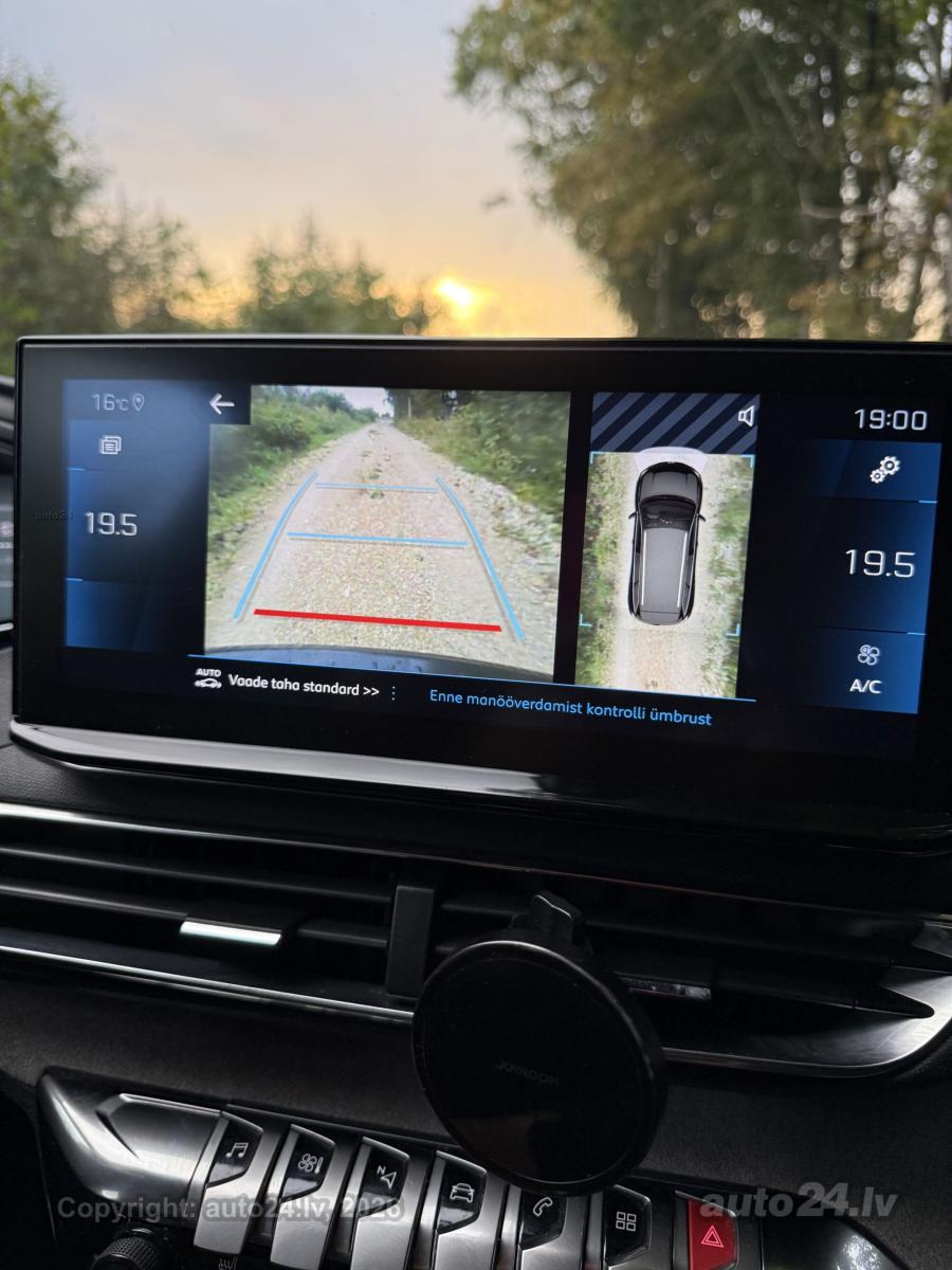 Pelēks Peugeot 5008 2021 Paide, ar dzinēja tilpumu 1.50 L un nobraukumu 123 tūkst. km par 19990 €, foto 14 vietnē AUTOMOTO.COM.LV