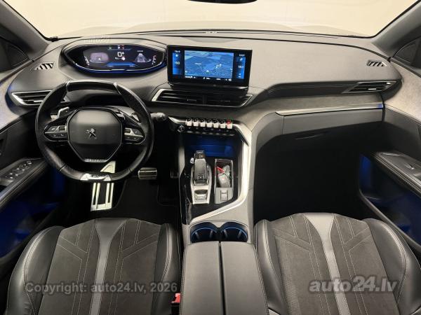 Grey Peugeot 5008 2022 in Tallinn, with an engine capacity of 1.20 L and mileage of 115 thousand km for 20900 €, photo 7 on AUTOMOTO.COM.LV