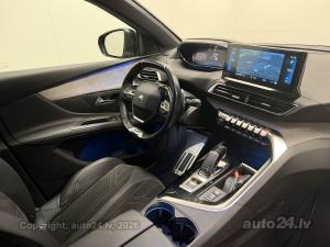 Grey Peugeot 5008 2022 in Tallinn, with an engine capacity of 1.20 L and mileage of 115 thousand km for 20900 €, photo 12 on AUTOMOTO.COM.LV