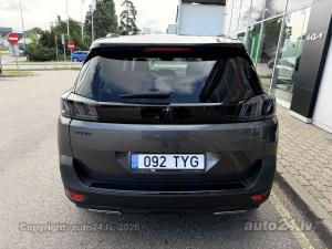 Pelēks Peugeot 5008 2023 Tallina, ar dzinēja tilpumu 2.00 L un nobraukumu 111 tūkst. km par 27900 €, foto 4 vietnē AUTOMOTO.COM.LV