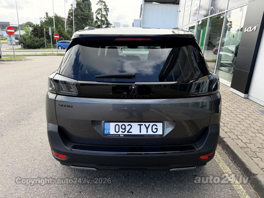Pelēks Peugeot 5008 2023 Tallina, ar dzinēja tilpumu 2.00 L un nobraukumu 111 tūkst. km par 27900 €, foto 4 vietnē AUTOMOTO.COM.LV