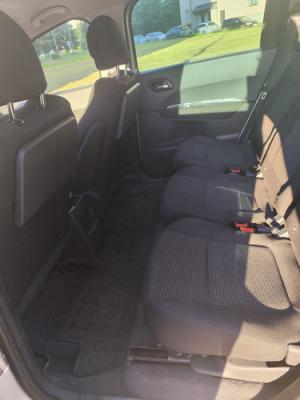 Peugeot 5008 2010 in Narva, with an engine capacity of 0.00 L and mileage of 397 thousand km for 1950 €, photo 11 on AUTOMOTO.COM.LV