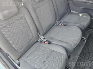 Peugeot 5008 2009 Jēkabpils, ar dzinēja tilpumu 2.00 L un nobraukumu 191 tūkst. km par 4890 €, foto 16 vietnē AUTOMOTO.COM.LV