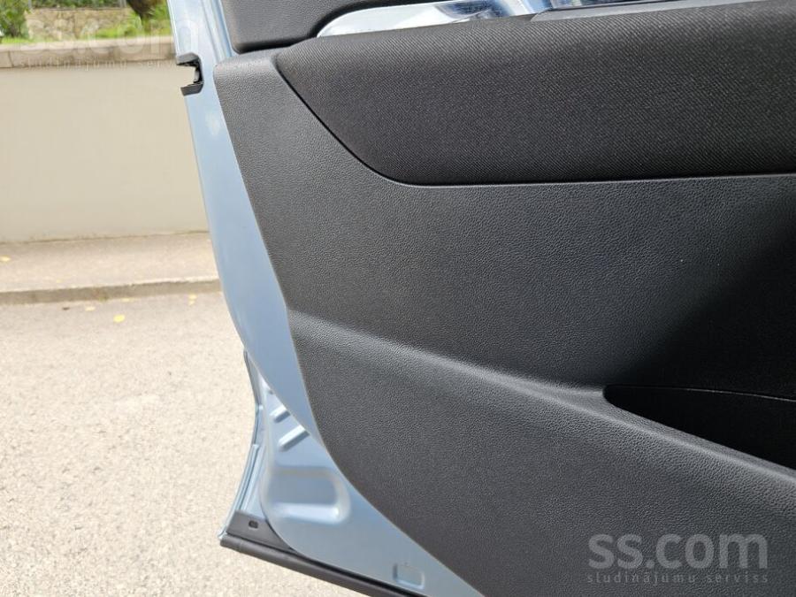 Peugeot 5008 2009 Jēkabpils, ar dzinēja tilpumu 2.00 L un nobraukumu 191 tūkst. km par 4890 €, foto 32 vietnē AUTOMOTO.COM.LV