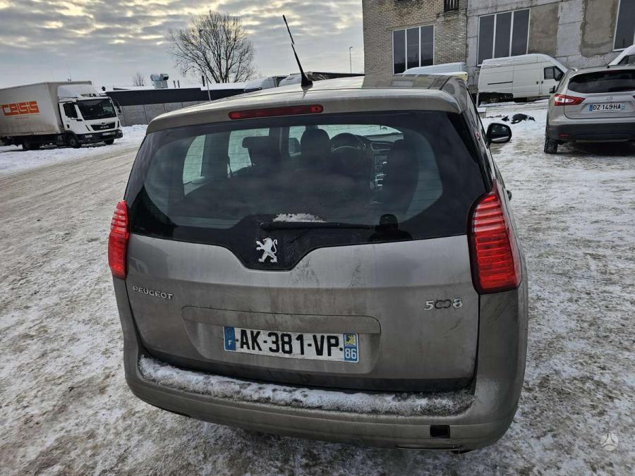 Peugeot 5008 2010 in Taurage, with an engine capacity of 1.56 L and mileage of 300 thousand km for 2800 €, photo 3 on AUTOMOTO.COM.LV