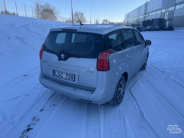 Peugeot 5008 2010 Viļņa, ar dzinēja tilpumu 1.60 L un nobraukumu 247 tūkst. km par 2850 €, foto 7 vietnē AUTOMOTO.COM.LV