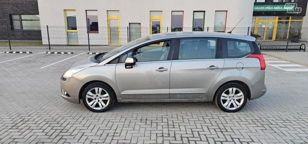 Peugeot 5008 2010 in Kaunas, with an engine capacity of 1.60 L and mileage of 323 thousand km for 2950 €, photo 1 on AUTOMOTO.COM.LV
