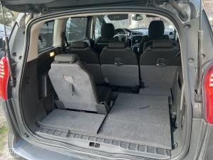 Peugeot 5008 2010 in Kaunas, with an engine capacity of 1.60 L and mileage of 381 thousand km for 2200 €, photo  on AUTOMOTO.COM.LV