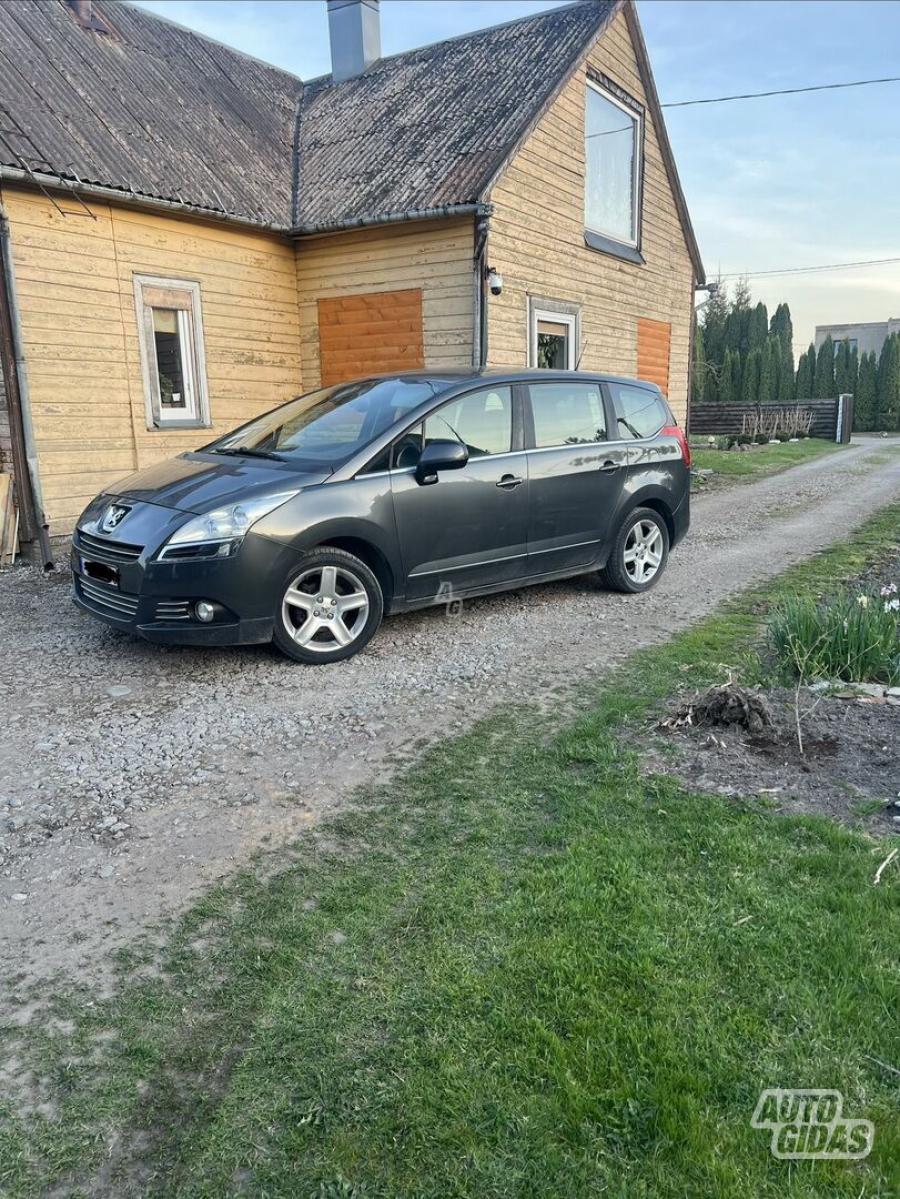 Peugeot 5008 2010 in Kaunas, with an engine capacity of 1.60 L and mileage of 381 thousand km for 2200 €, photo 3 on AUTOMOTO.COM.LV