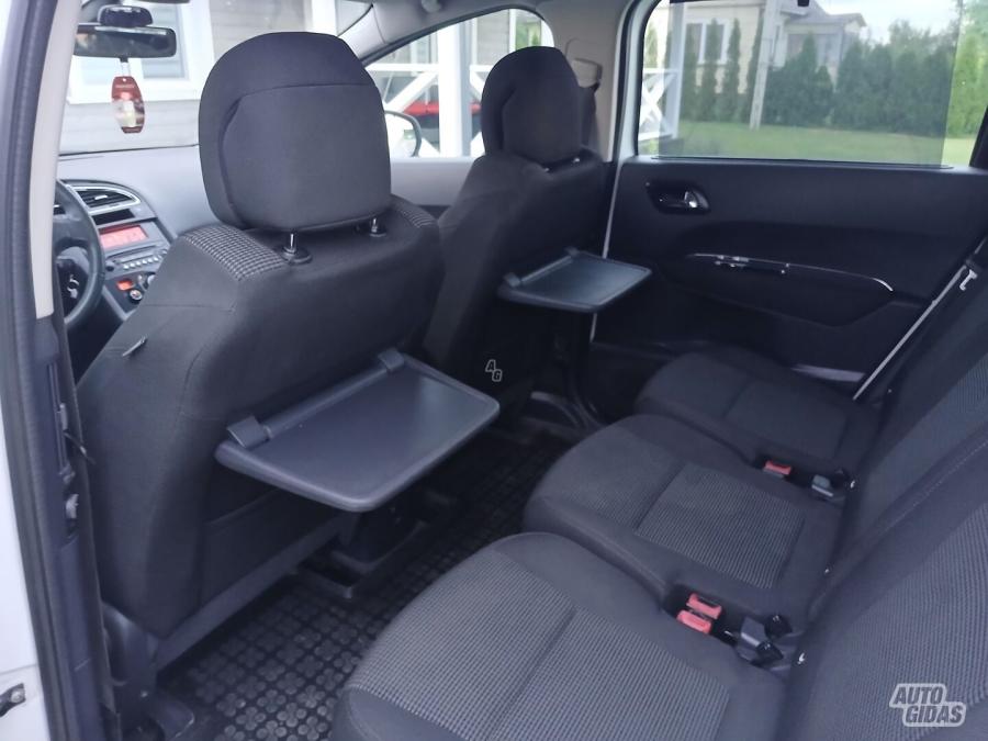 Peugeot 5008 2010 in Alytus, with an engine capacity of 1.60 L and mileage of 212 thousand km for 3050 €, photo 13 on AUTOMOTO.COM.LV