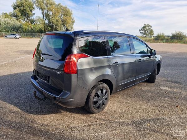 Peugeot 5008 2010 in Marijampole, with an engine capacity of 2.00 L and mileage of 176 thousand km for 3450 €, photo 6 on AUTOMOTO.COM.LV